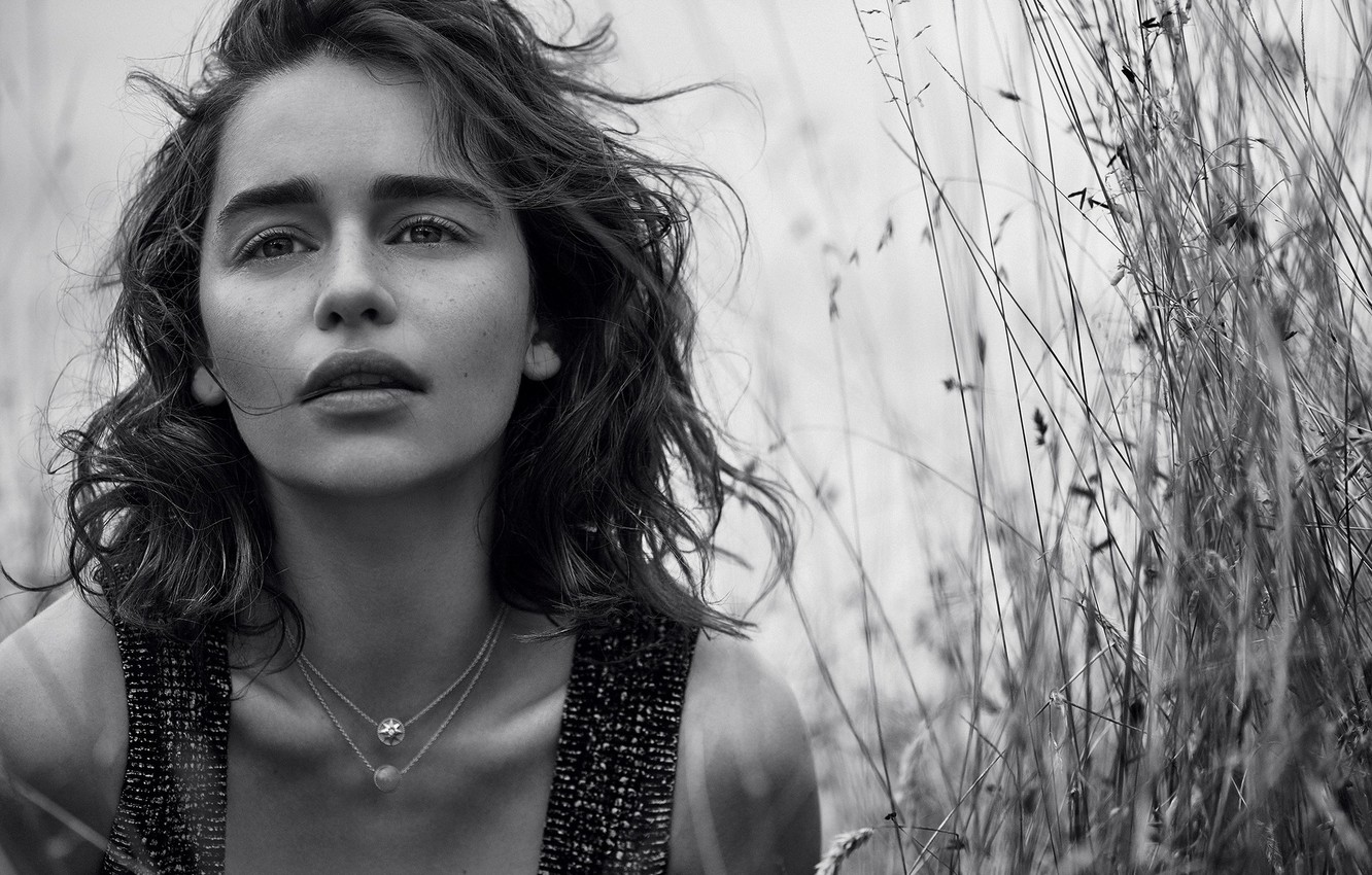 Эмилия Кларк съёмка Диор