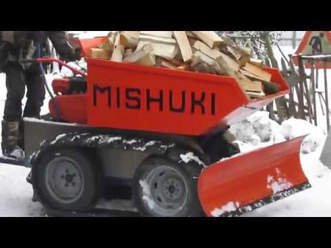 Мишуки привёз дрова