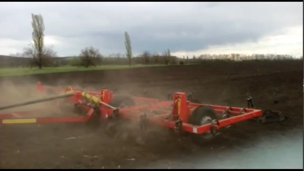 Работа культиватора сплошной обработки КСО 8 производства ООО БДТ-АГРО