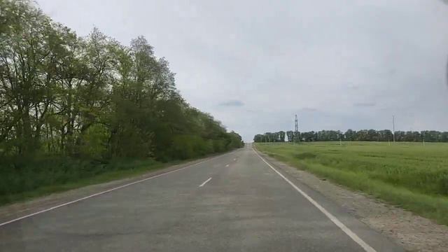 Анапа. 13.05.2023. Еду на экскурсию в Кабардинку. Старый парк.