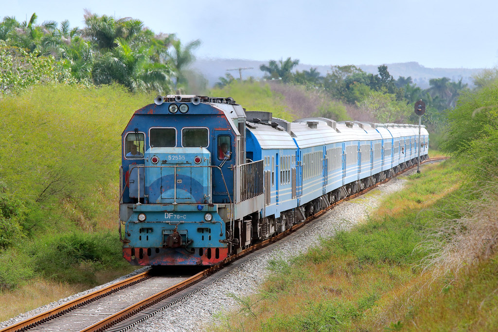 ПОД СТУК КОЛЁС. КУБА