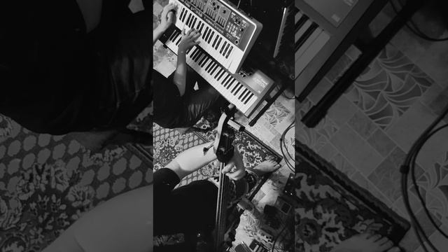 DiamondNoise - Omniamare (рифф в 9/8)