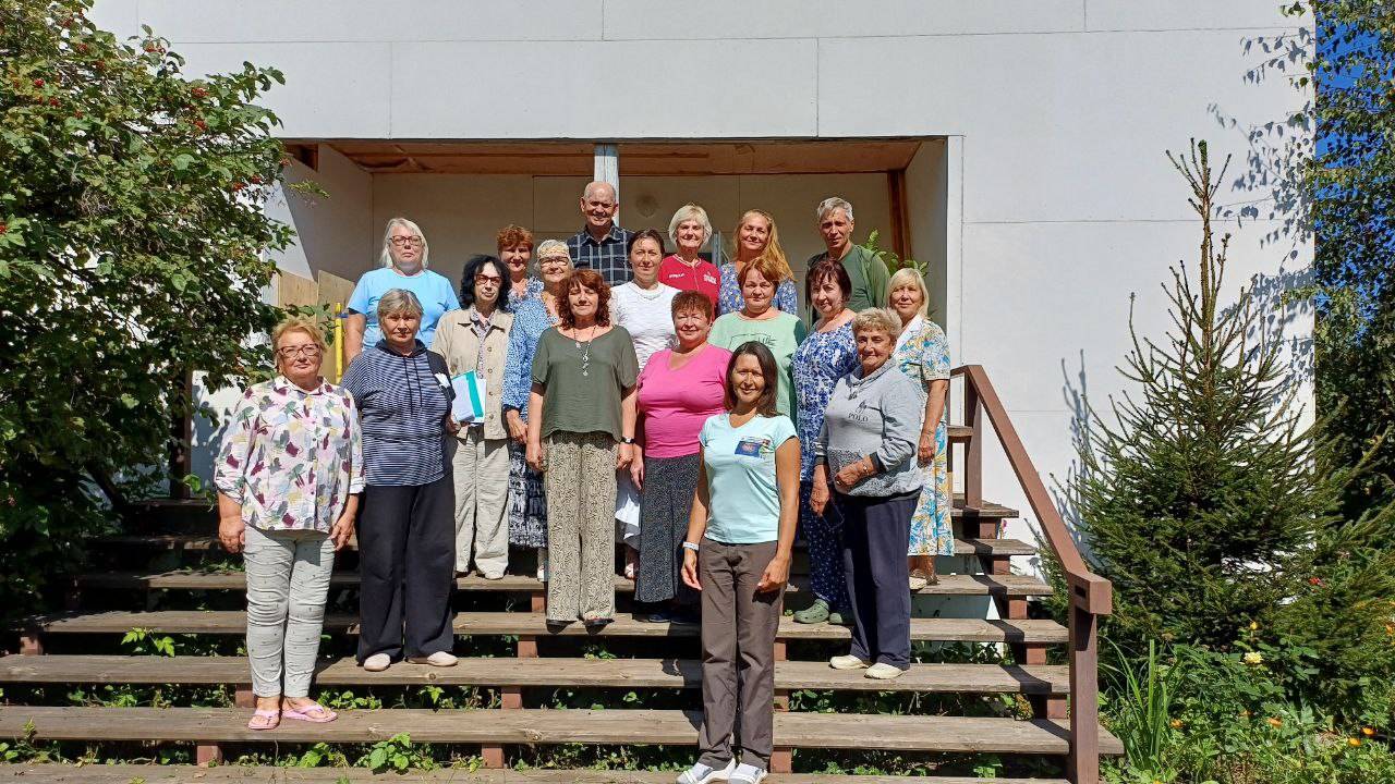 Разучиваем польку на балу в Митрограде -завершение летнего форума-2024