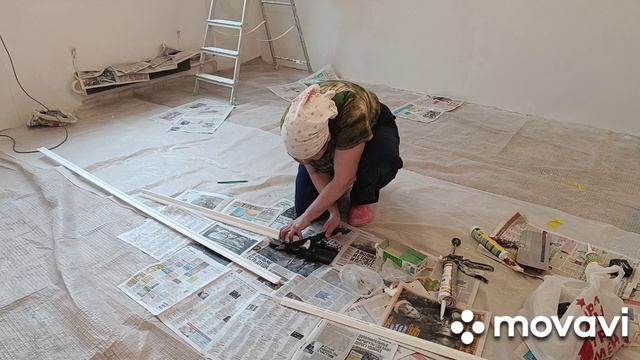 Как монтировать потолочные галтели