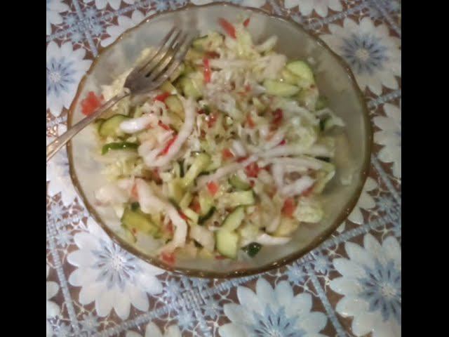Салат с пекинской капустой.