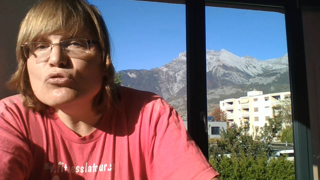 Poétique / Alexander Kiriyatskiy - ÉG.