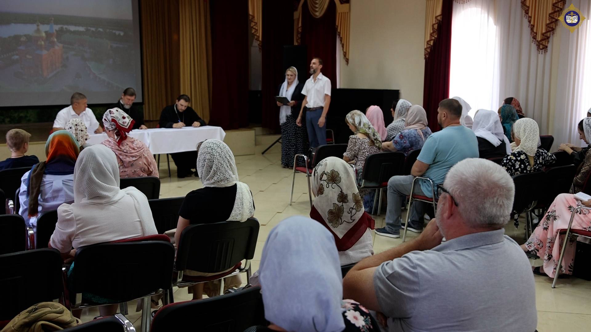 Начались занятия на Церковно-певческих курах