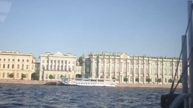 ПРОГУЛКИ на МЕТЕОРЕ проплываем ЛАХТА ЦЕНТР и швартуемся у ЗИМНЕГО ДВОРЦА