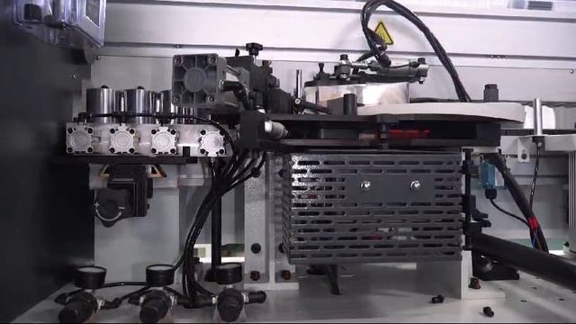 Кромкооблицовочный станок HUAHUA 506R (обзор)