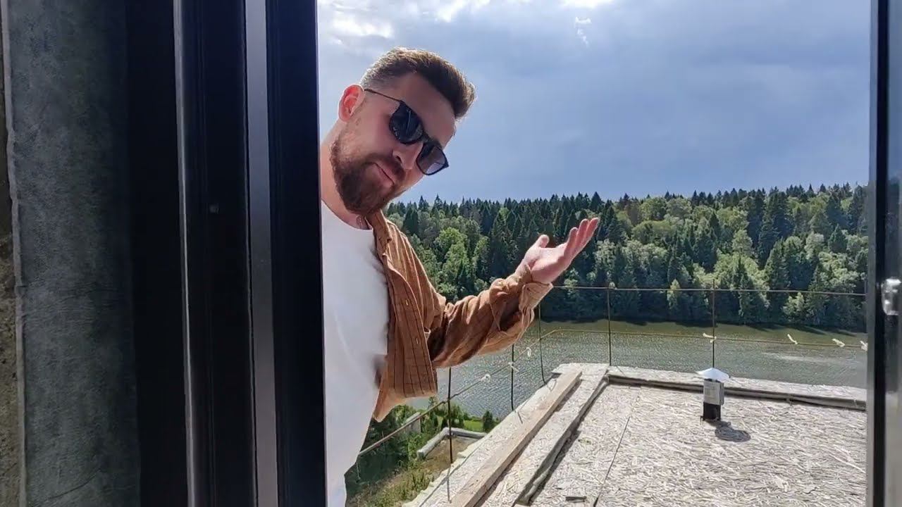 Завораживающий вид на реку через Панорамное окно