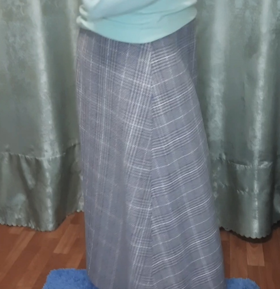 Как моя подруга первый раз сшила юбку. Шейте, не бойтесь. #шьемсами #шью #настроение #удача #юбка