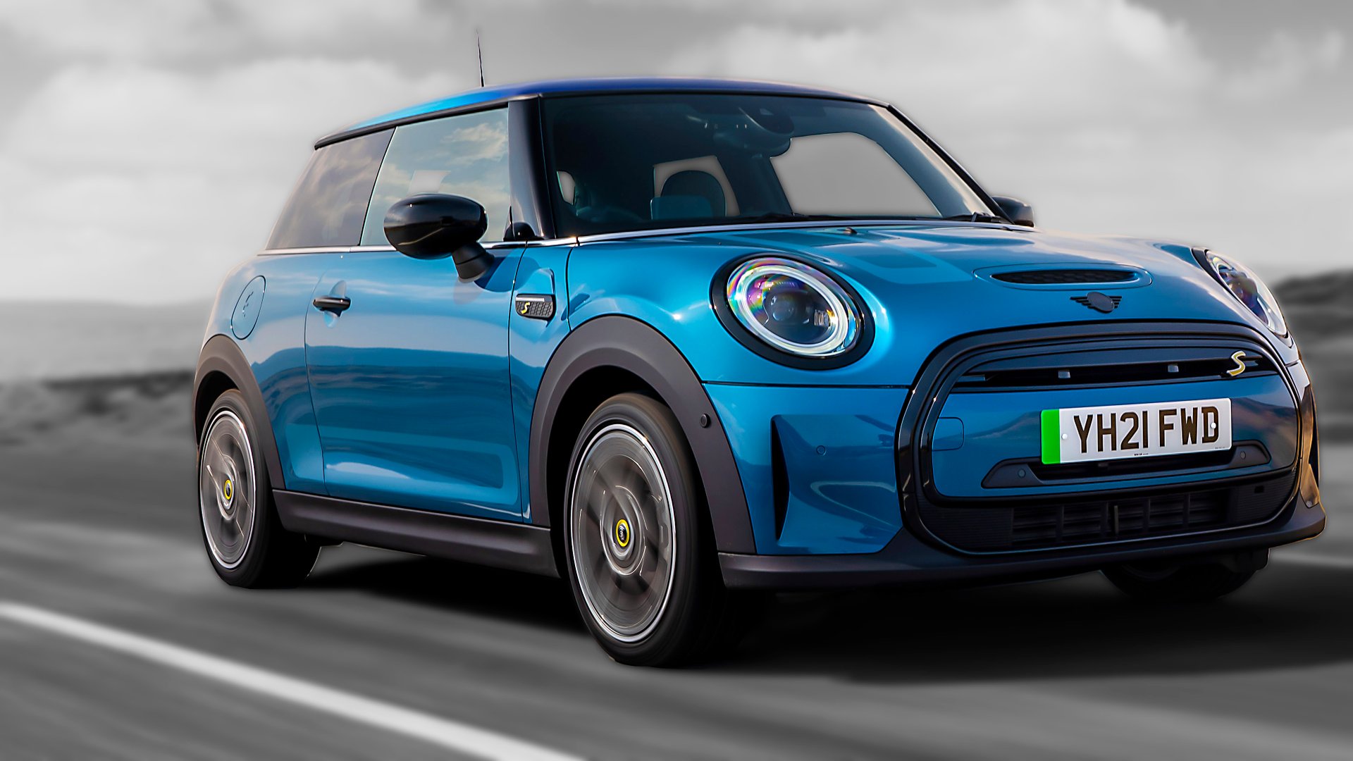 MINI хетчбэк 2021 - Обзор на канале Авто своими глазами.