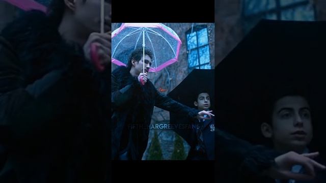 Edit for Five Hargreeves and Klaus Hargreeves