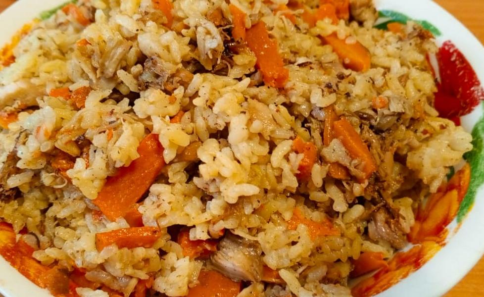 Замечательный плов в казане дома на плите