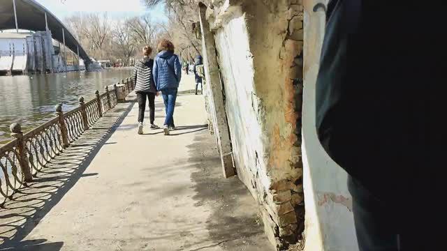 Парк Глобы (Чкалова) в Днепре. Если что, то там была реставрация.. типа..