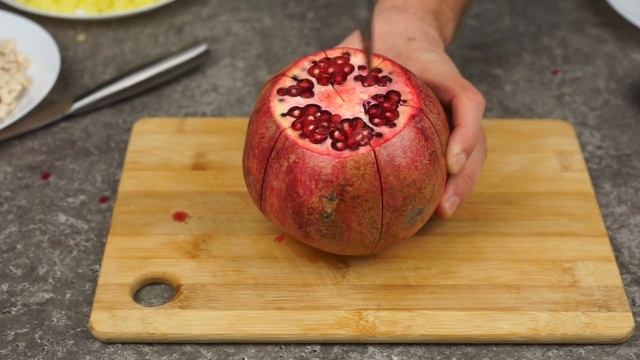 Новогодний салат Красная Шапочка.mp4