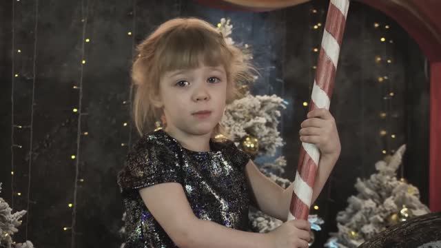 Анна Лихоманова 3 года  Трубочист (кавер Газманов)