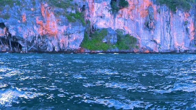 Крылья расправить. Клип