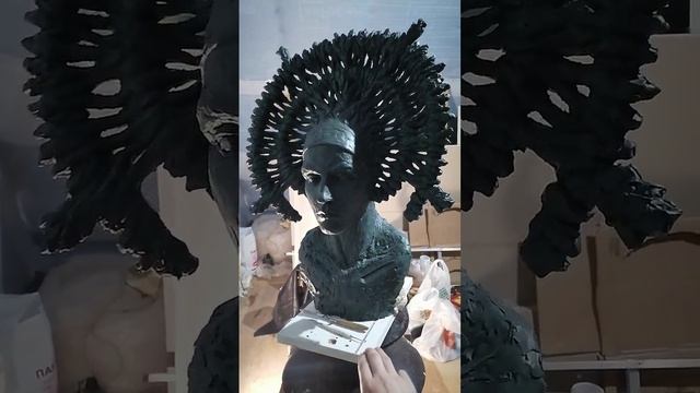 Начало работы над скульптурой.