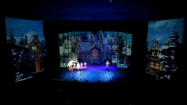 Видеомэппинг для спектакля_3