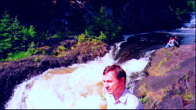 "ПОПАЛ ЗДЕСЬ В ПЕРЕПЛЁТ ДУШИ МОЙ ПОЛЁТ" - поэт и музыкант Анатолий Пережогин на радио Карелии