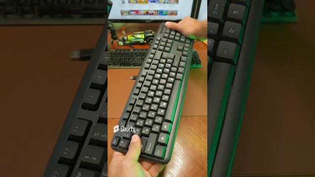 САМАЯ ОТСТОЙНАЯ В МИРЕ КЛАВИАТУРА - ПРОДАЁТСЯ В FIX PRICE всего за 300 РУБЛЕЙ #shorts #fixprice