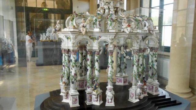 Цвингер. Фарфор