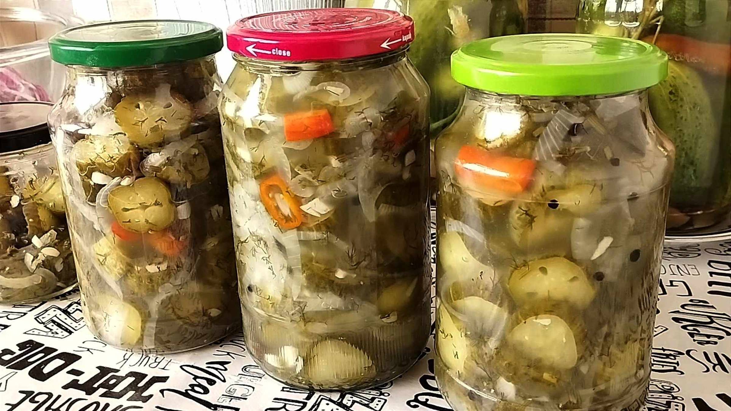 Отличный способ заготовки огурцов на зиму. Очень вкусно!