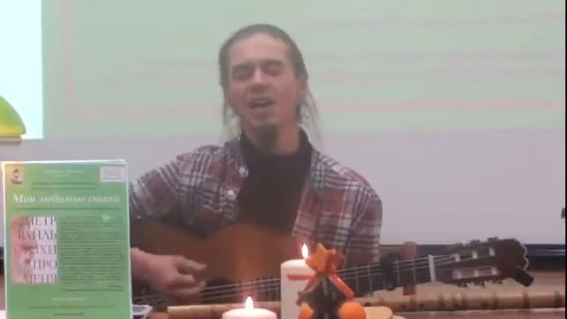 Илья Соковнин исполняет песни на стихи Арсения Тарковского, Анатолия Киреева, Александры Мочаловой