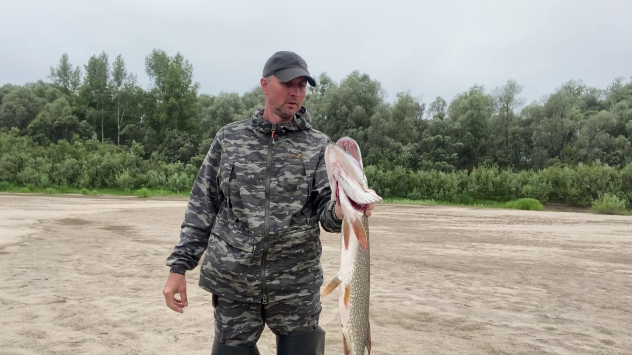 ЗА ЩУКОЙ НА СПИННИНГ.mp4