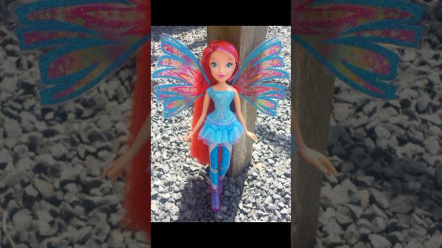 Кукла Винкс Блум Сиреникс