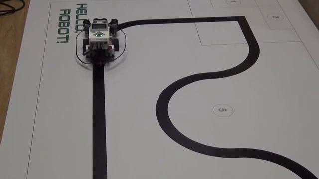 3. Робот, следующий по линии с поворотами на 90 градусов и улучшенным алгоритмом PID регулятора.