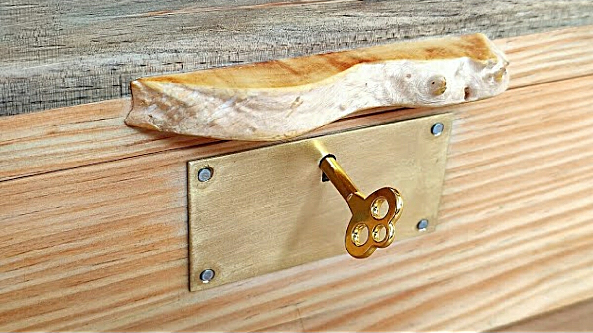 Шкатулка с балкона