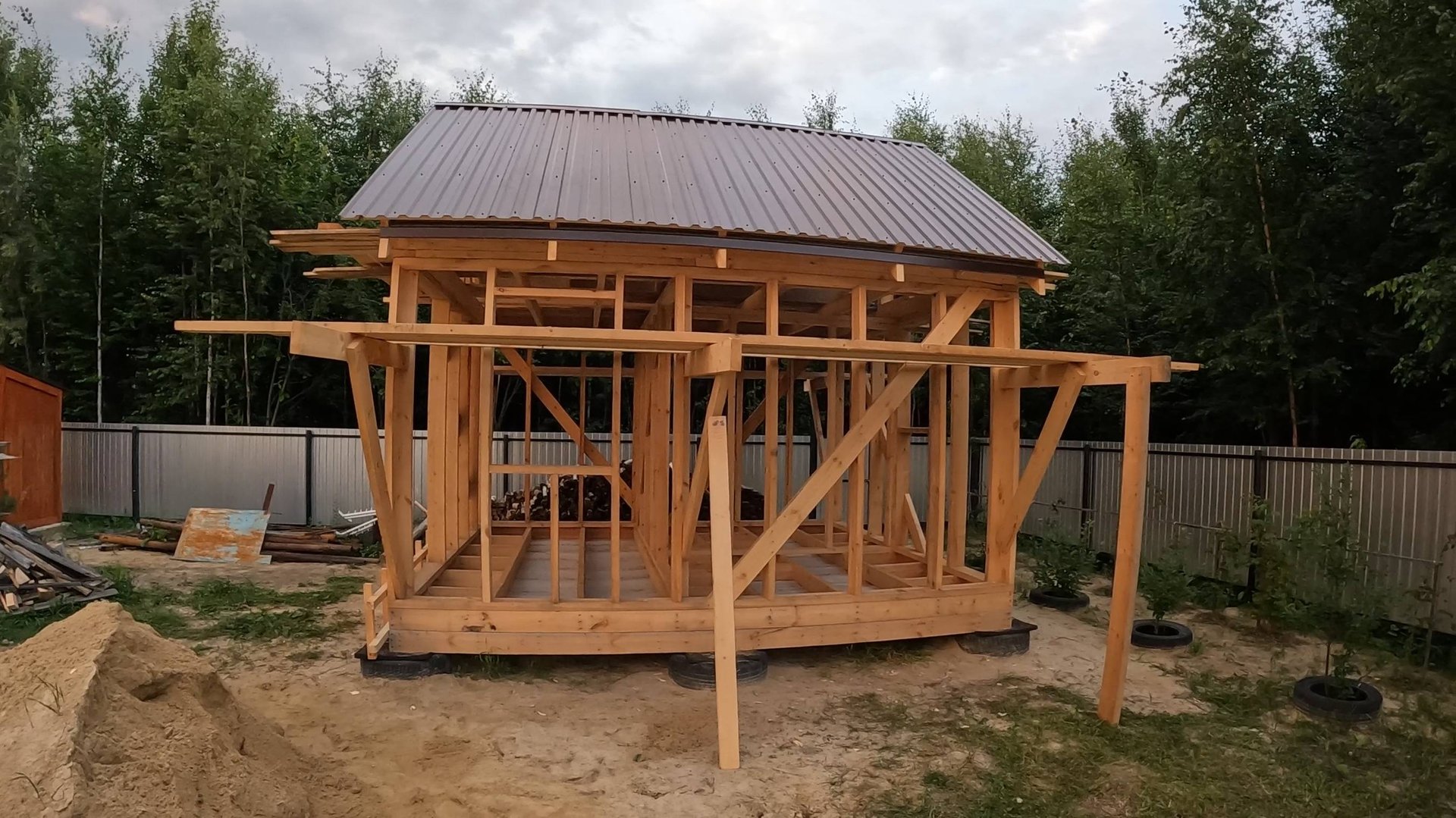 Каркасная баня. Крыша финал!