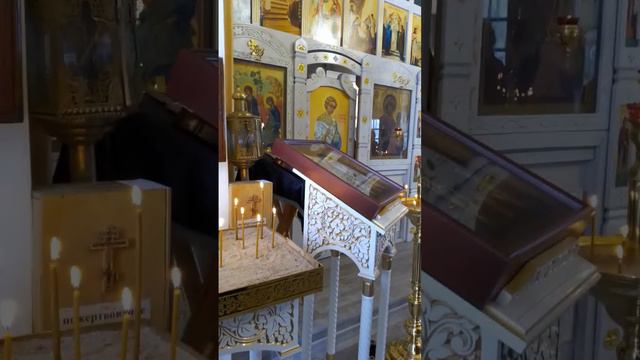 Служба в Храме Зосимы, Саватия и Германа,  Соловецких святых.