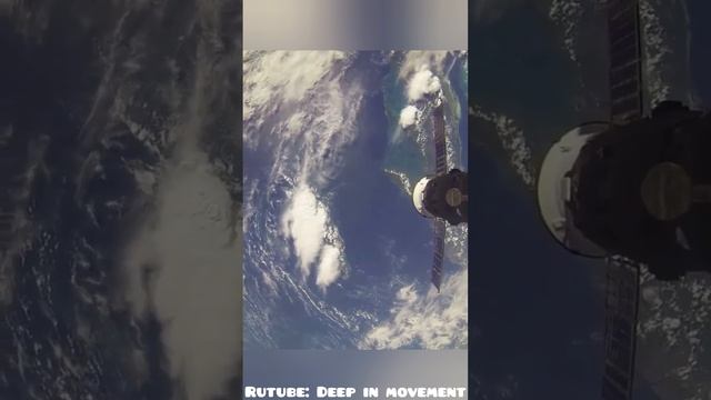 Leonell Cassio feat. Juhi Perumal - Stuck in a Dream