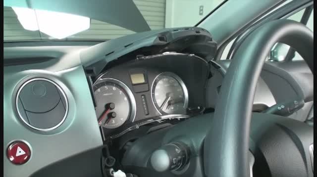 2.6 Замена панели приборов спидомера