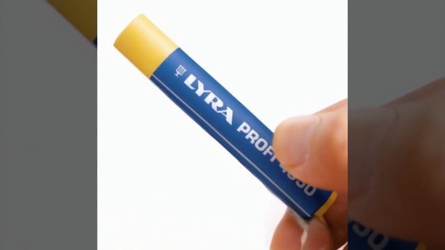 Мелок промышленный перманентный восковой LYRA 495 Короткая импровизация от ИИ