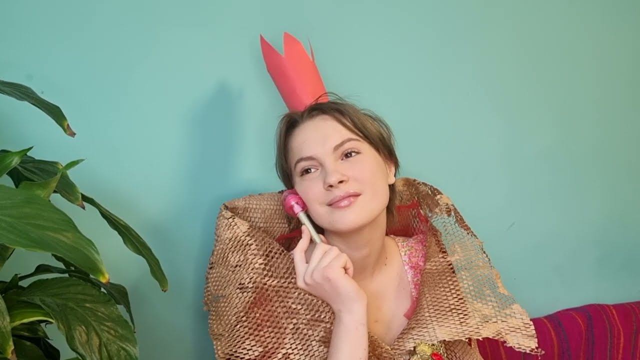 Виноградова Маргарита, 14 лет, этюд по мотивам сказки " 12 месяцев " роль Принцесса