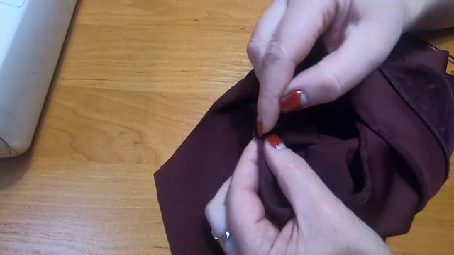 Обзор готового изделия. Обработка горловины и проймы сеткой.mp4