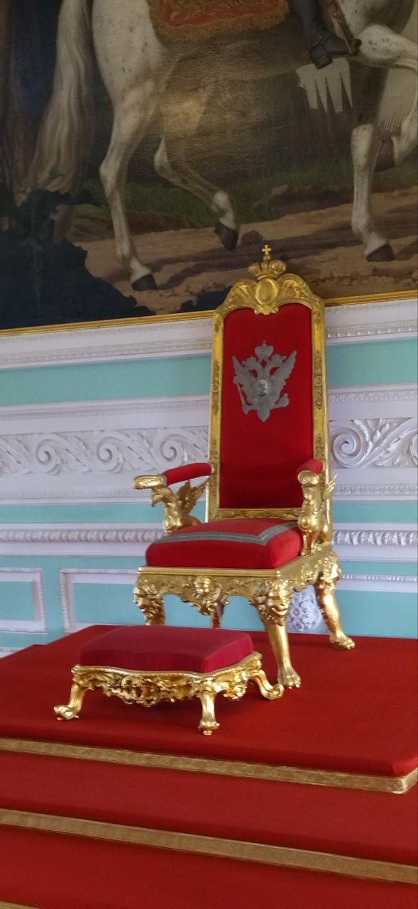 Дворец Петергофа