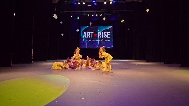 Коллектив "ШАГИ" (6-7 лет) Шафран Мария "Выбираю всё"