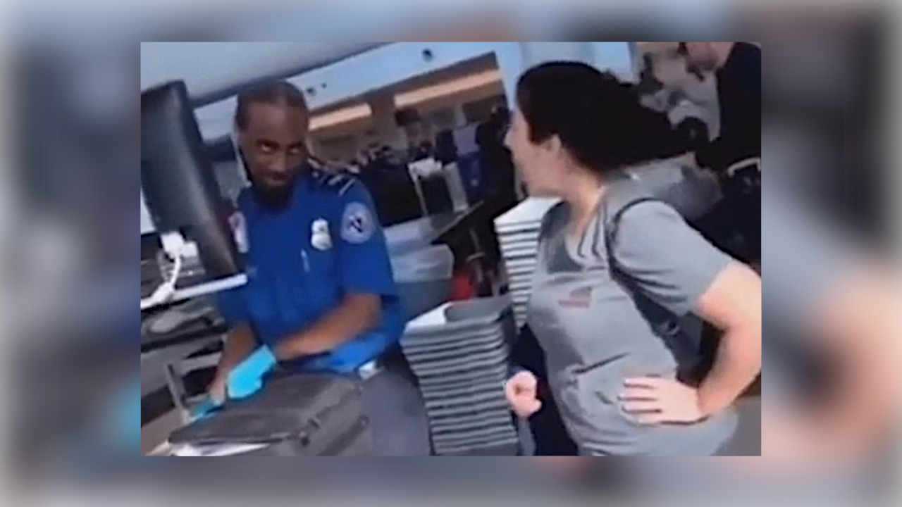 Контрабанда Интимный прибор Сначала туристка пыталась пристыдить таможенника