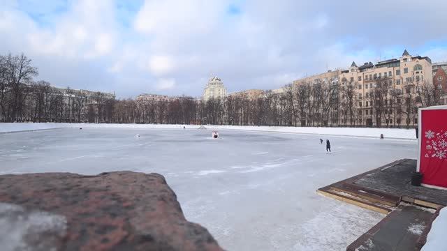 ПАТРИАРШИЕ ПРУДЫ _ А Я ИДУ ШАГАЮ ПО МОСКВЕ!_ НОВОГОДНЯЯ МОСКВА.mp4