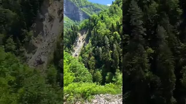 Джип-тур по Абхазии позволит увидеть Абхазию с ее заповедной стороны.Озеро Рица и Гегский водопад🧭