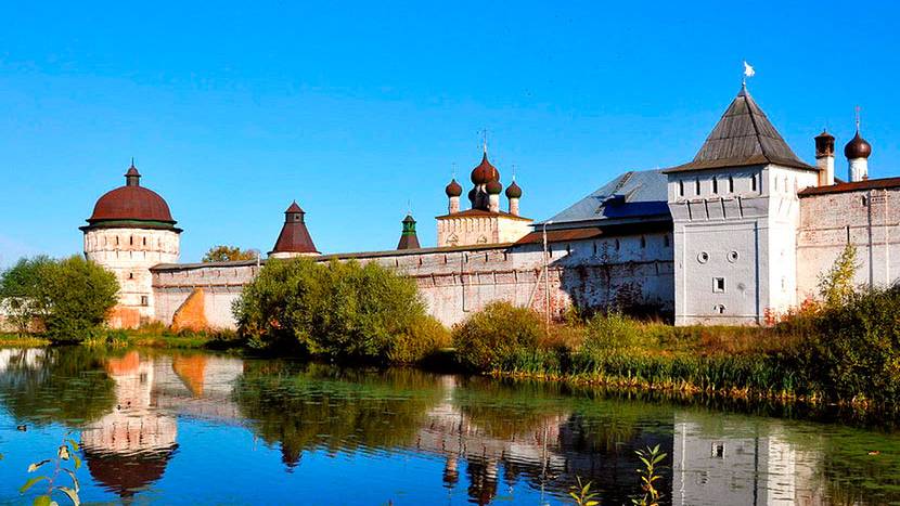 Ростов Великий.  Борисоглебский монастырь