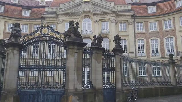 Мюнстер - беру свои слова про Германию обратно. Там все бедные, но бывает очень неплохо.