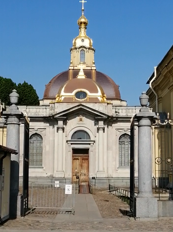 Вход в Великокняжескую усыпальницу Петропавловского собора!