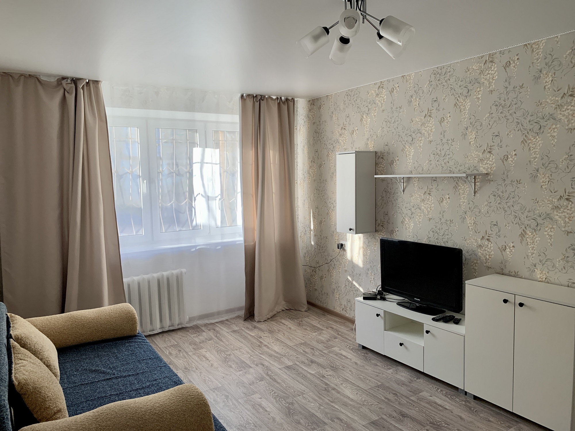 Продажа 1-комнатной квартиры, 31 м2, 1/5 эт., ул. Гарнаева 66, Феодосия, за 3,9 млн.₽