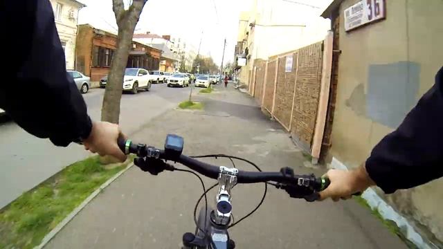 Катаюсь на велосипеде по Краснодару